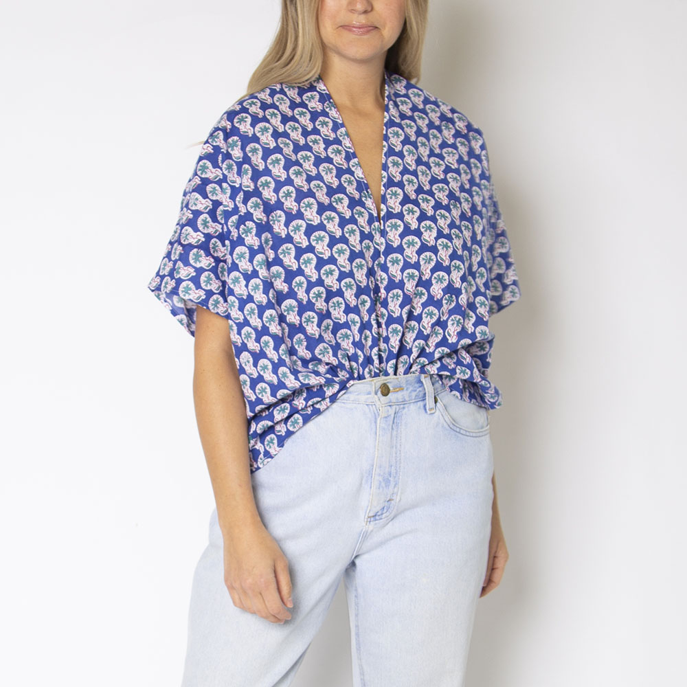 Double V Top - Hackwith Design House